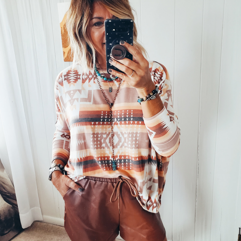 The Lizzie McIntosh Knit Top – U Bar and Company