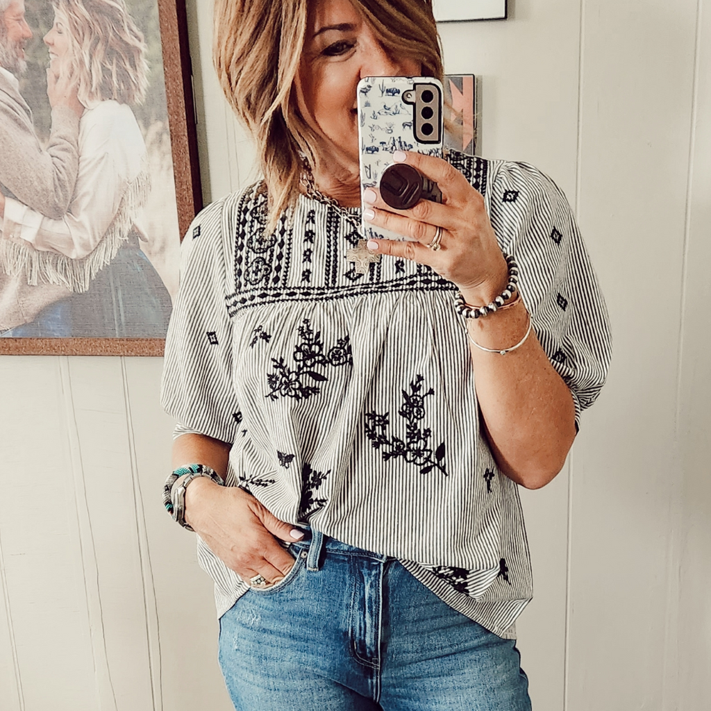 The Jandra Top – U Bar and Company